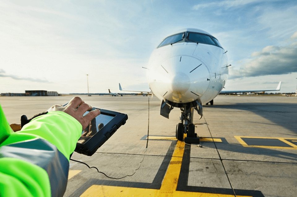 Ground Services - Vollen Aviation